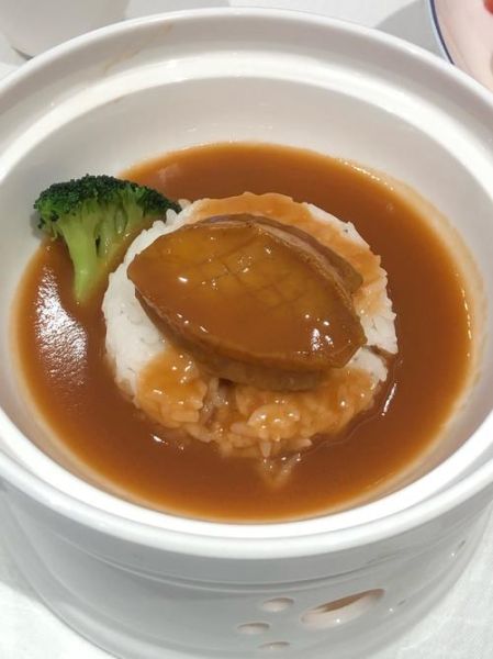 鲍鱼饭和鲍汁捞饭的区别_哪个更贵-第2张图片-山城妙识 鲍鱼饭和鲍汁捞饭的区别_哪个更贵-第2张图片-山城妙识