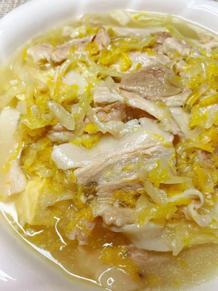 酸菜炖肉怎么做_酸菜炖肉用什么肉最好-第1张图片-山城妙识 酸菜炖肉怎么做_酸菜炖肉用什么肉最好-第1张图片-山城妙识