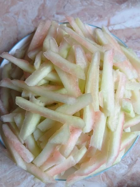 西瓜皮怎么做好吃_西瓜皮的做法步骤-第2张图片-山城妙识 西瓜皮怎么做好吃_西瓜皮的做法步骤-第2张图片-山城妙识