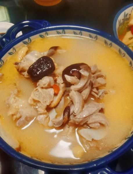 猪肚煲鸡汤怎么做_猪肚煲鸡汤的简单做法-第3张图片-山城妙识 猪肚煲鸡汤怎么做_猪肚煲鸡汤的简单做法-第3张图片-山城妙识