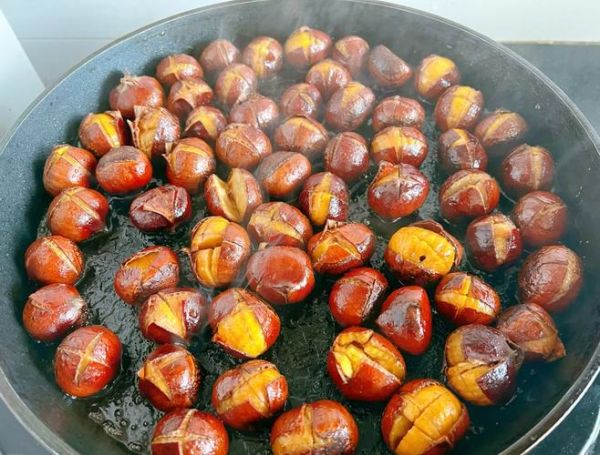 炒栗子怎么做好吃_炒栗子需要多长时间-第2张图片-山城妙识 炒栗子怎么做好吃_炒栗子需要多长时间-第2张图片-山城妙识