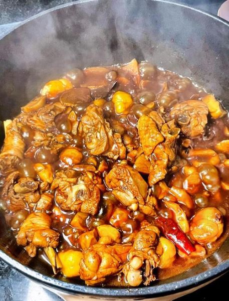 板栗烧鸡的家常做法_板栗烧鸡怎么做好吃-第2张图片-山城妙识