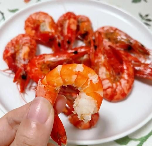 盐焗虾的家常做法_盐焗虾怎么做才鲜嫩-第2张图片-山城妙识 盐焗虾的家常做法_盐焗虾怎么做才鲜嫩-第2张图片-山城妙识
