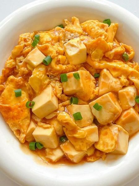 油豆腐炒鸡蛋怎么做_油豆腐炒鸡蛋热量高吗-第1张图片-山城妙识