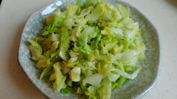 炒卷心菜怎么炒才脆_炒卷心菜要不要焯水-第2张图片-山城妙识 炒卷心菜怎么炒才脆_炒卷心菜要不要焯水-第2张图片-山城妙识