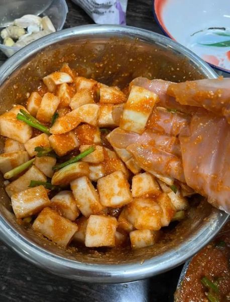 韩国萝卜泡菜怎么做_正宗做法步骤-第1张图片-山城妙识 韩国萝卜泡菜怎么做_正宗做法步骤-第1张图片-山城妙识