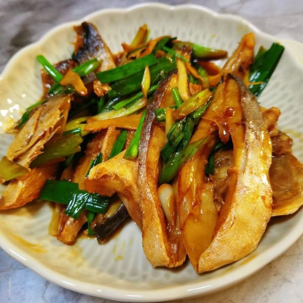 鱼干怎么做好吃_家常鱼干做法视频-第1张图片-山城妙识 鱼干怎么做好吃_家常鱼干做法视频-第1张图片-山城妙识