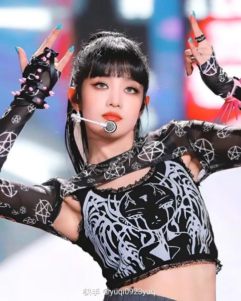 黄米妮是谁_黄米妮作品有哪些-第1张图片-山城妙识 黄米妮是谁_黄米妮作品有哪些-第1张图片-山城妙识