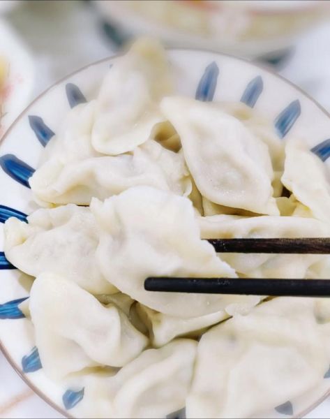 香菜牛肉饺子怎么调馅_香菜牛肉饺子馅要不要焯水-第2张图片-山城妙识 香菜牛肉饺子怎么调馅_香菜牛肉饺子馅要不要焯水-第2张图片-山城妙识