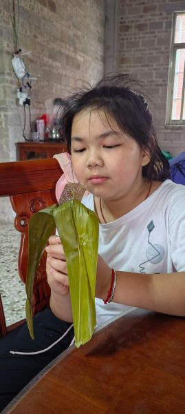 西米粽子怎么做_西米粽子配方比例-第2张图片-山城妙识 西米粽子怎么做_西米粽子配方比例-第2张图片-山城妙识