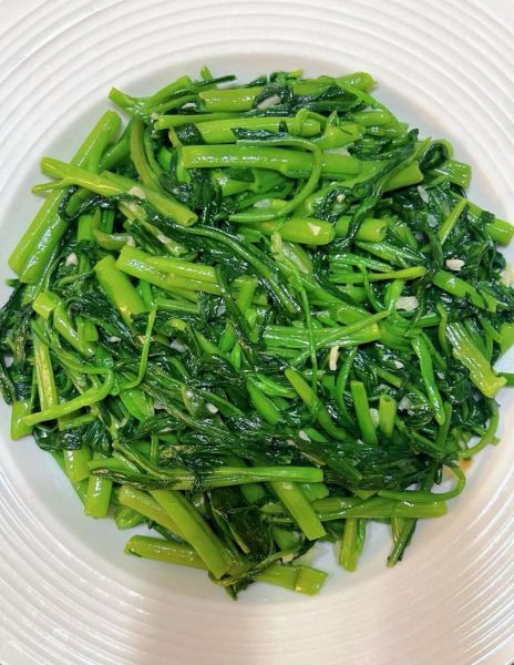 蒜蓉空心菜怎么做_蒜蓉空心菜家常做法-第1张图片-山城妙识 蒜蓉空心菜怎么做_蒜蓉空心菜家常做法-第1张图片-山城妙识