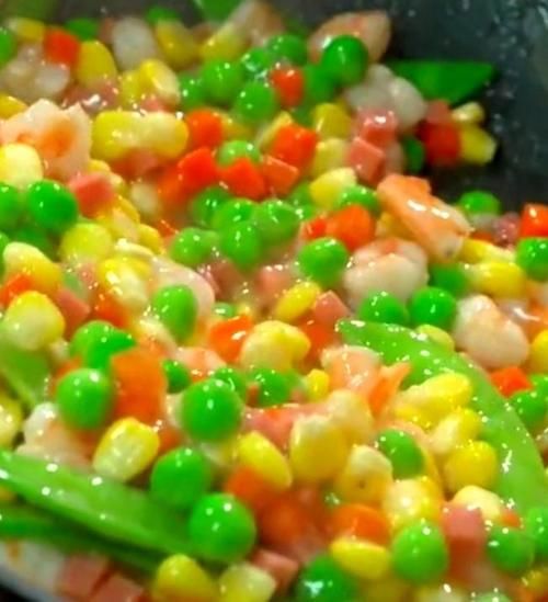 玉米豌豆炒虾仁怎么做_玉米豌豆炒虾仁热量高吗-第3张图片-山城妙识 玉米豌豆炒虾仁怎么做_玉米豌豆炒虾仁热量高吗-第3张图片-山城妙识