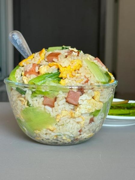 鸡蛋火腿肠炒饭怎么做_鸡蛋火腿肠炒饭热量高吗-第3张图片-山城妙识 鸡蛋火腿肠炒饭怎么做_鸡蛋火腿肠炒饭热量高吗-第3张图片-山城妙识