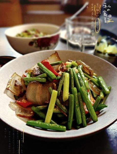 蒜苗怎么炒好吃_蒜苗可以生吃吗-第2张图片-山城妙识 蒜苗怎么炒好吃_蒜苗可以生吃吗-第2张图片-山城妙识