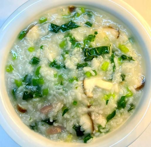 香菇腊肉饭怎么做_腊肉饭用哪种米最好-第1张图片-山城妙识