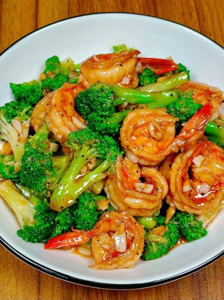 西兰花和什么炒最好吃_西兰花炒虾仁怎么做-第1张图片-山城妙识 西兰花和什么炒最好吃_西兰花炒虾仁怎么做-第1张图片-山城妙识