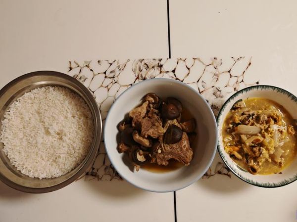 饭蒸稀了怎么办_米饭太湿怎么补救-第1张图片-山城妙识 饭蒸稀了怎么办_米饭太湿怎么补救-第1张图片-山城妙识