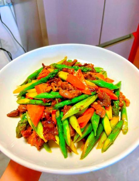 炒芦笋用不用削皮_芦笋要不要去皮-第2张图片-山城妙识