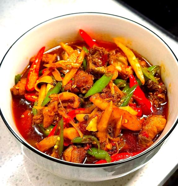 姜爆鸭子家常做法_啤酒可以去腥吗-第2张图片-山城妙识 姜爆鸭子家常做法_啤酒可以去腥吗-第2张图片-山城妙识