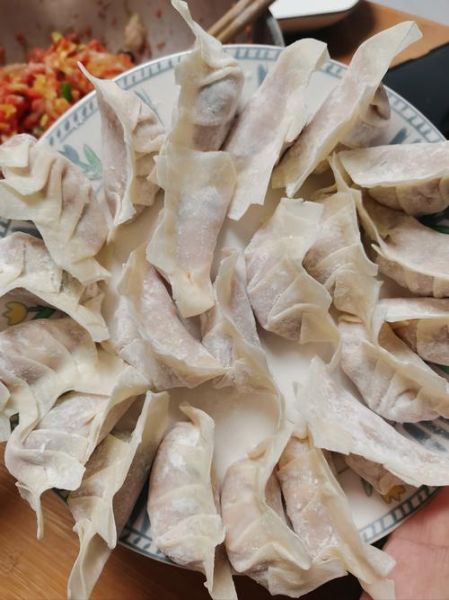 馄饨皮怎么做_馄饨皮怎么和面-第3张图片-山城妙识 馄饨皮怎么做_馄饨皮怎么和面-第3张图片-山城妙识