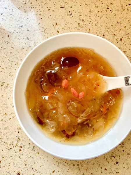 银耳怎么煮出胶_银耳出胶的窍门-第3张图片-山城妙识 银耳怎么煮出胶_银耳出胶的窍门-第3张图片-山城妙识