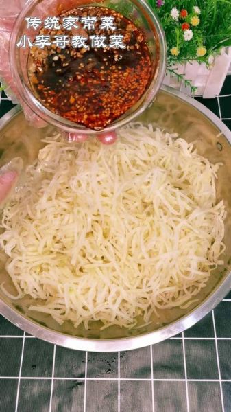 苤蓝怎么腌泡菜又脆又好吃_苤蓝泡菜脆爽秘诀-第1张图片-山城妙识 苤蓝怎么腌泡菜又脆又好吃_苤蓝泡菜脆爽秘诀-第1张图片-山城妙识