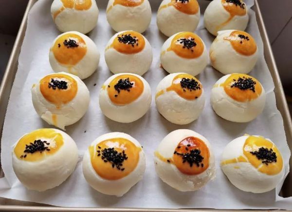 蛋黄酥怎么做视频教程_蛋黄酥配方比例-第2张图片-山城妙识 蛋黄酥怎么做视频教程_蛋黄酥配方比例-第2张图片-山城妙识