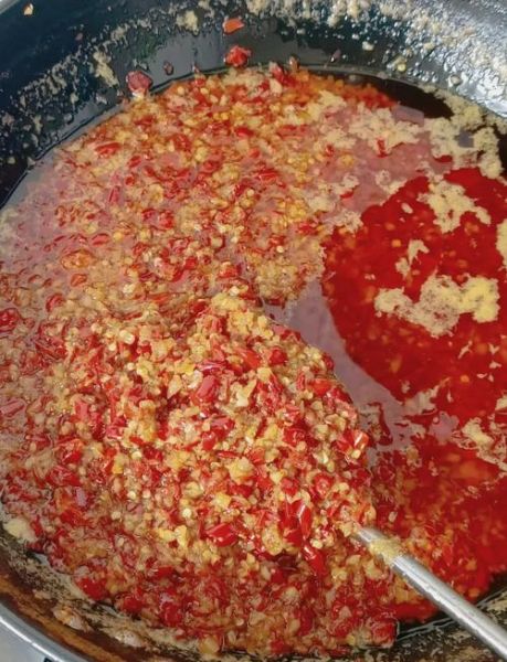 蒜蓉剁椒辣椒酱怎么做_保存多久不变质-第2张图片-山城妙识