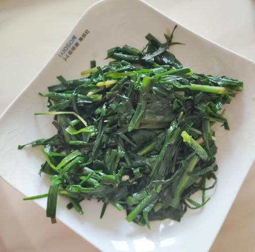 清炒韭菜花怎么做_清炒韭菜花要不要焯水-第2张图片-山城妙识 清炒韭菜花怎么做_清炒韭菜花要不要焯水-第2张图片-山城妙识