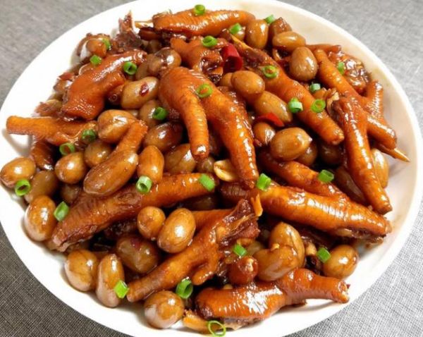 鸡爪烧花生米怎么做_鸡爪烧花生米好吃吗-第1张图片-山城妙识 鸡爪烧花生米怎么做_鸡爪烧花生米好吃吗-第1张图片-山城妙识