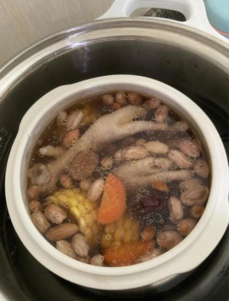 鸡爪烧花生米怎么做_鸡爪烧花生米好吃吗-第3张图片-山城妙识 鸡爪烧花生米怎么做_鸡爪烧花生米好吃吗-第3张图片-山城妙识