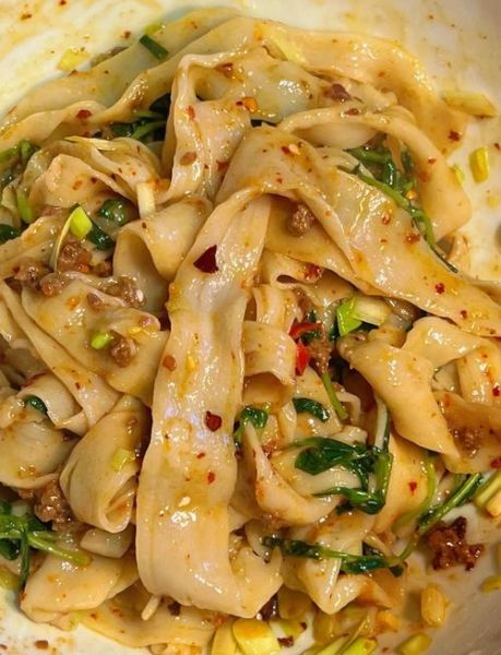 陕西油泼扯面哪里最正宗_怎么做才地道-第1张图片-山城妙识 陕西油泼扯面哪里最正宗_怎么做才地道-第1张图片-山城妙识