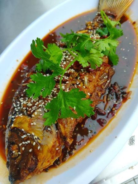 鱼怎么炖好吃又简单家常_炖鱼不腥的秘诀-第1张图片-山城妙识