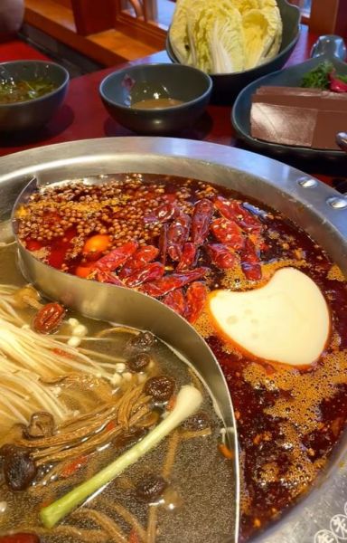 谭鸭血老火锅好吃吗_谭鸭血老火锅人均多少钱-第1张图片-山城妙识 谭鸭血老火锅好吃吗_谭鸭血老火锅人均多少钱-第1张图片-山城妙识