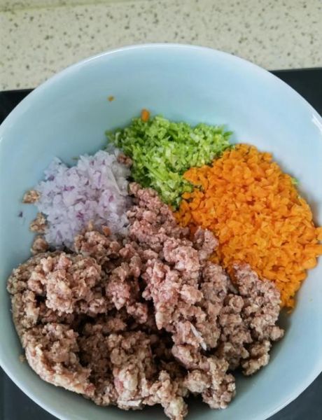 锅贴怎么煎才酥脆_锅贴馅料怎么调才好吃-第1张图片-山城妙识