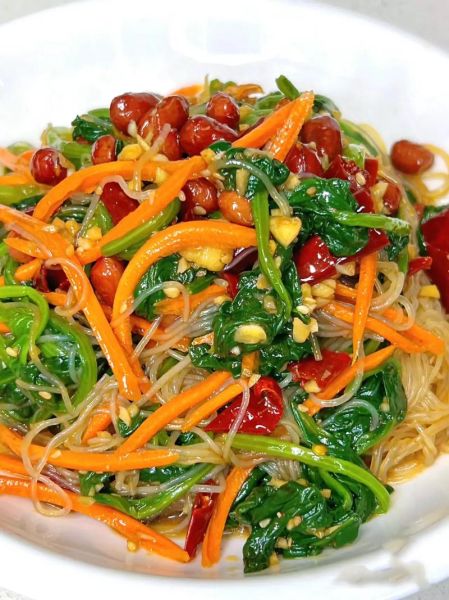 菠菜粉丝凉菜怎么做窍门_菠菜粉丝怎么拌才好吃-第1张图片-山城妙识 菠菜粉丝凉菜怎么做窍门_菠菜粉丝怎么拌才好吃-第1张图片-山城妙识