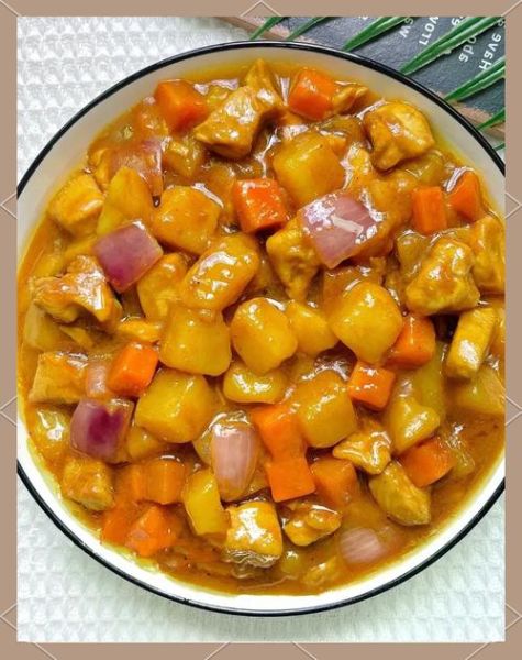 土豆咖喱鸡块怎么做_咖喱鸡块用哪种咖喱-第1张图片-山城妙识 土豆咖喱鸡块怎么做_咖喱鸡块用哪种咖喱-第1张图片-山城妙识