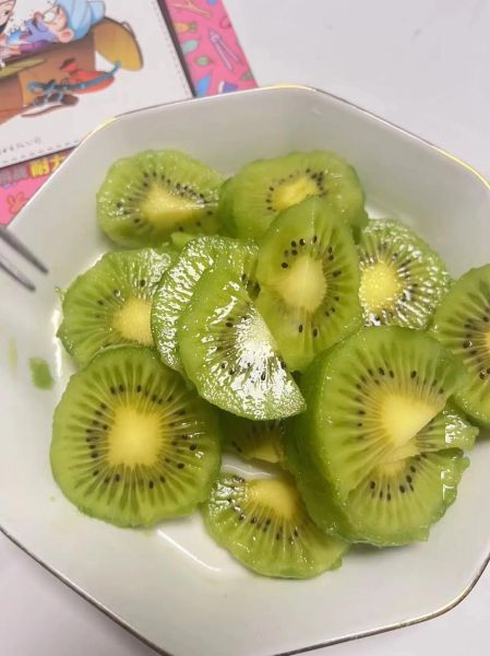 猕猴桃怎么切_猕猴桃的正确吃法-第2张图片-山城妙识 猕猴桃怎么切_猕猴桃的正确吃法-第2张图片-山城妙识