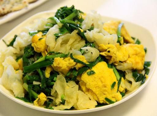 银耳炒鸡蛋的禁忌_哪些人不能吃-第2张图片-山城妙识 银耳炒鸡蛋的禁忌_哪些人不能吃-第2张图片-山城妙识