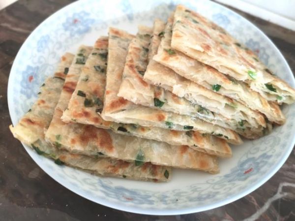 葱花饼怎么做才松软_葱花饼最好吃的做法-第2张图片-山城妙识 葱花饼怎么做才松软_葱花饼最好吃的做法-第2张图片-山城妙识