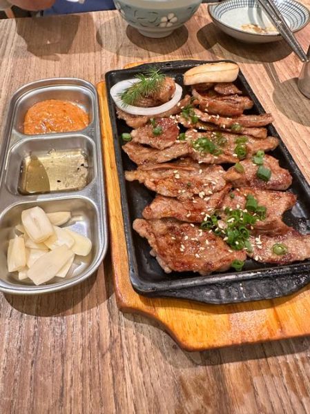 韩国烤肉怎么吃_韩国烤肉吃法图解-第1张图片-山城妙识