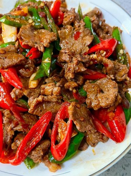 麻辣牛肉图片大全大图_怎么做正宗川味麻辣牛肉-第1张图片-山城妙识