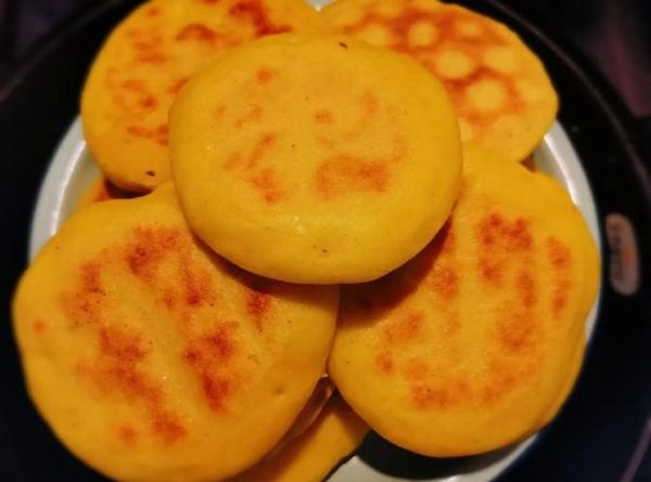 烤箱烤玉米饼怎么做_烤箱烤玉米饼温度时间-第2张图片-山城妙识