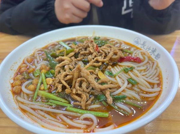 长沙米粉热量高吗_减肥能吃吗-第2张图片-山城妙识