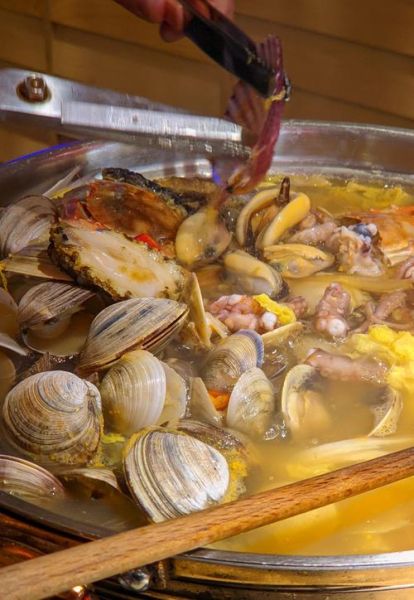 海鲜乱炖一锅鲜怎么做_海鲜乱炖用什么锅最好-第1张图片-山城妙识 海鲜乱炖一锅鲜怎么做_海鲜乱炖用什么锅最好-第1张图片-山城妙识