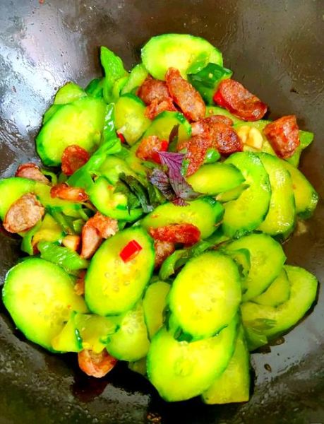 香肠炒什么蔬菜好吃_香肠炒蔬菜搭配推荐-第1张图片-山城妙识 香肠炒什么蔬菜好吃_香肠炒蔬菜搭配推荐-第1张图片-山城妙识