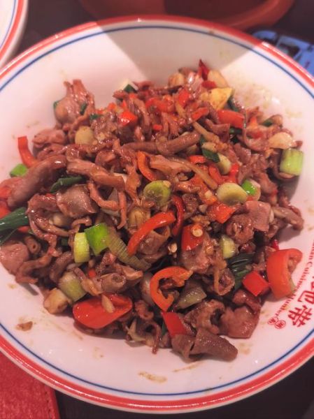 尖椒炒鸡杂怎么炒才脆嫩_鸡杂去腥的3个关键步骤-第2张图片-山城妙识 尖椒炒鸡杂怎么炒才脆嫩_鸡杂去腥的3个关键步骤-第2张图片-山城妙识