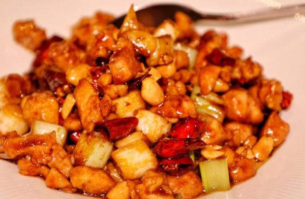 宫保鸡丁怎么做才好吃_正宗川味秘诀-第1张图片-山城妙识