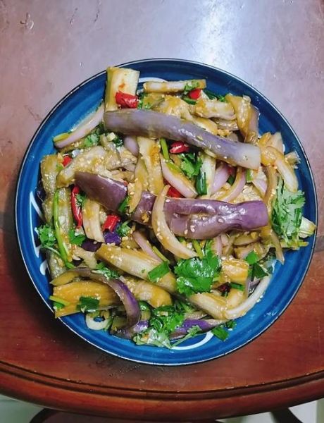 蒸茄子酱汁怎么调_蒸茄子酱汁的做法大全-第1张图片-山城妙识