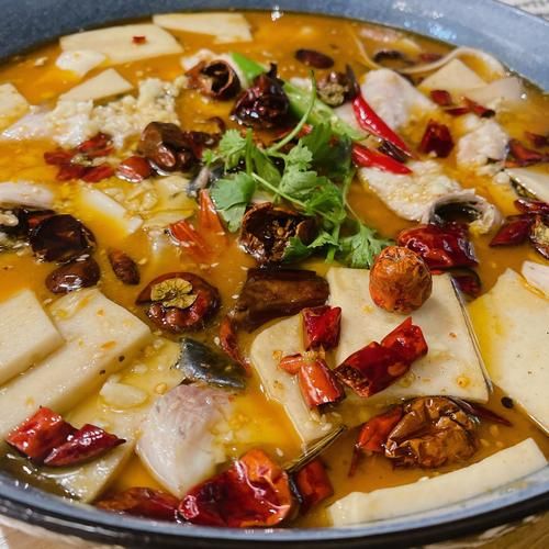 特色菜图片怎么拍好看_餐厅菜品拍摄技巧-第3张图片-山城妙识 特色菜图片怎么拍好看_餐厅菜品拍摄技巧-第3张图片-山城妙识